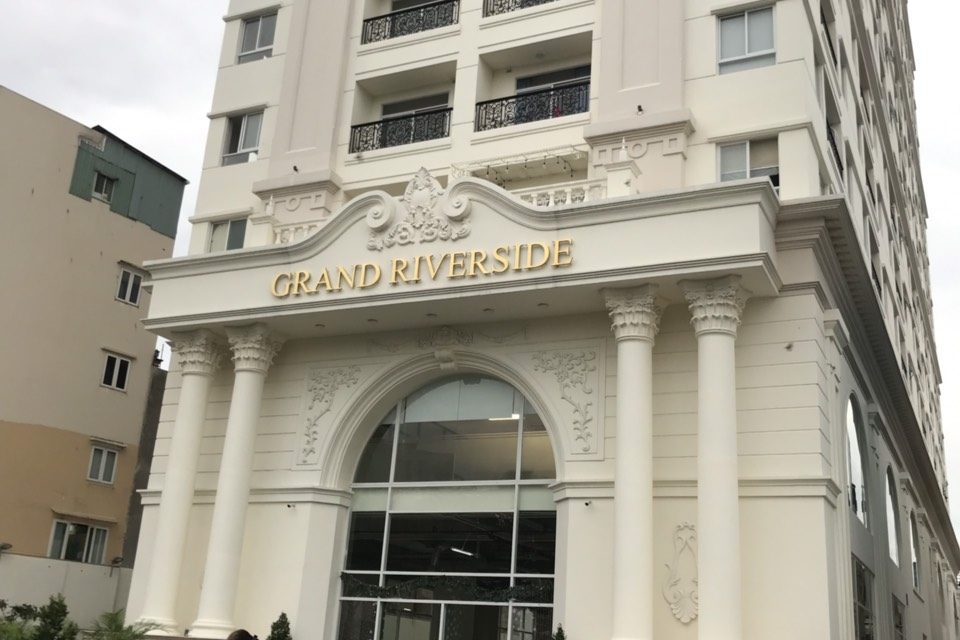 Bán căn hộ Grand Riverside Q4 80m2 2PN-2WC giá 5,9 tỷ - Tường Phát Land